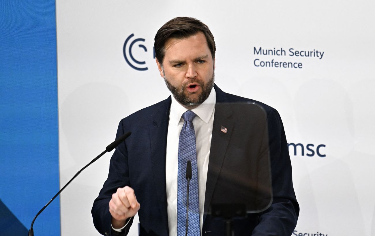 US Vice President answers Zelenskyy after criticism of his Putin defense