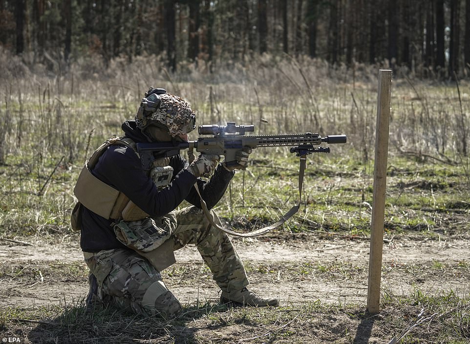 16 Quirky Facts That Reveal Just How Odd Human Behavior Really Is