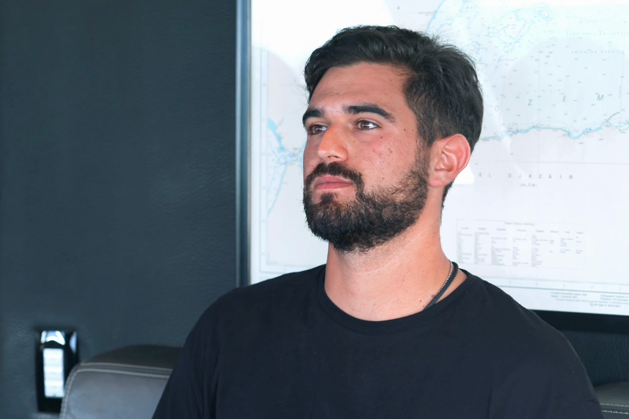 ‘Below Deck Down Under’: Captain Jason Chambers Fires Two Deck Team ...