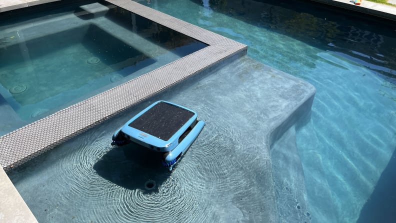 BeatBot iSkim Ultra Robot Pool Skimmer Review