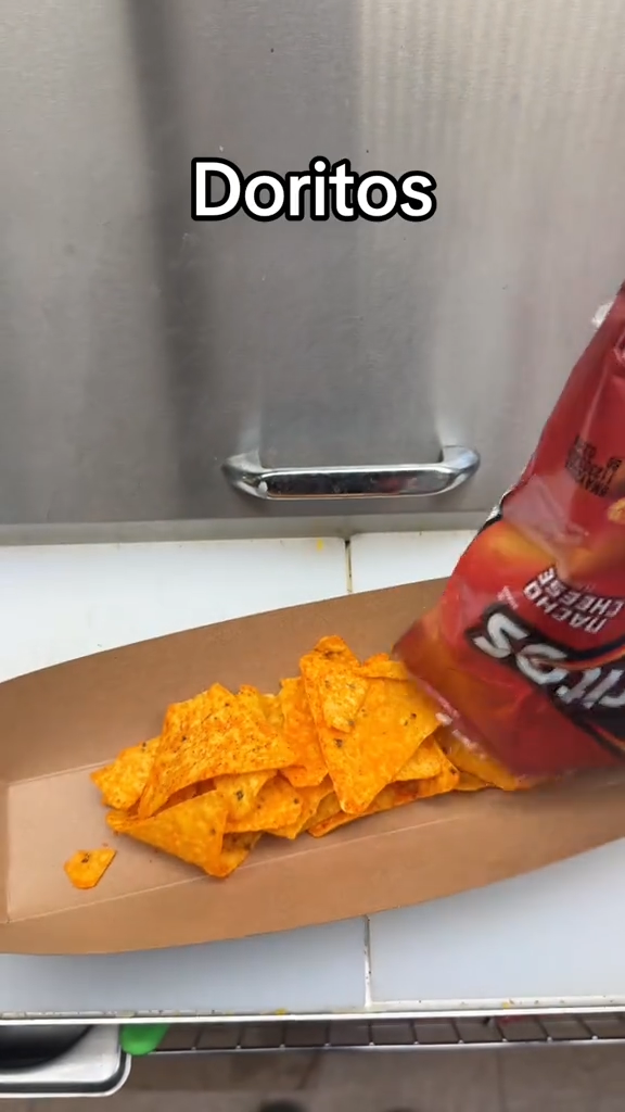 Subway Is Now Making “Footlong” Nachos, And A Lot Of People Think They ...