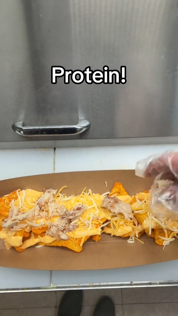 Subway Is Now Making “Footlong” Nachos, And A Lot Of People Think They ...