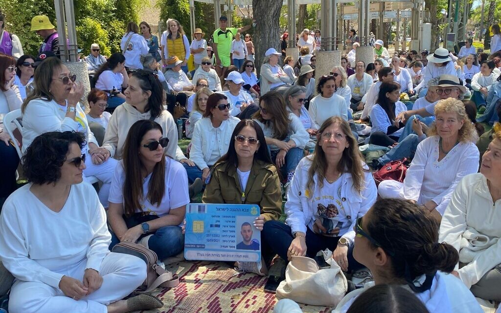 Hostage’s mother says Netanyahu ‘isn’t fighting’ for permanently ...