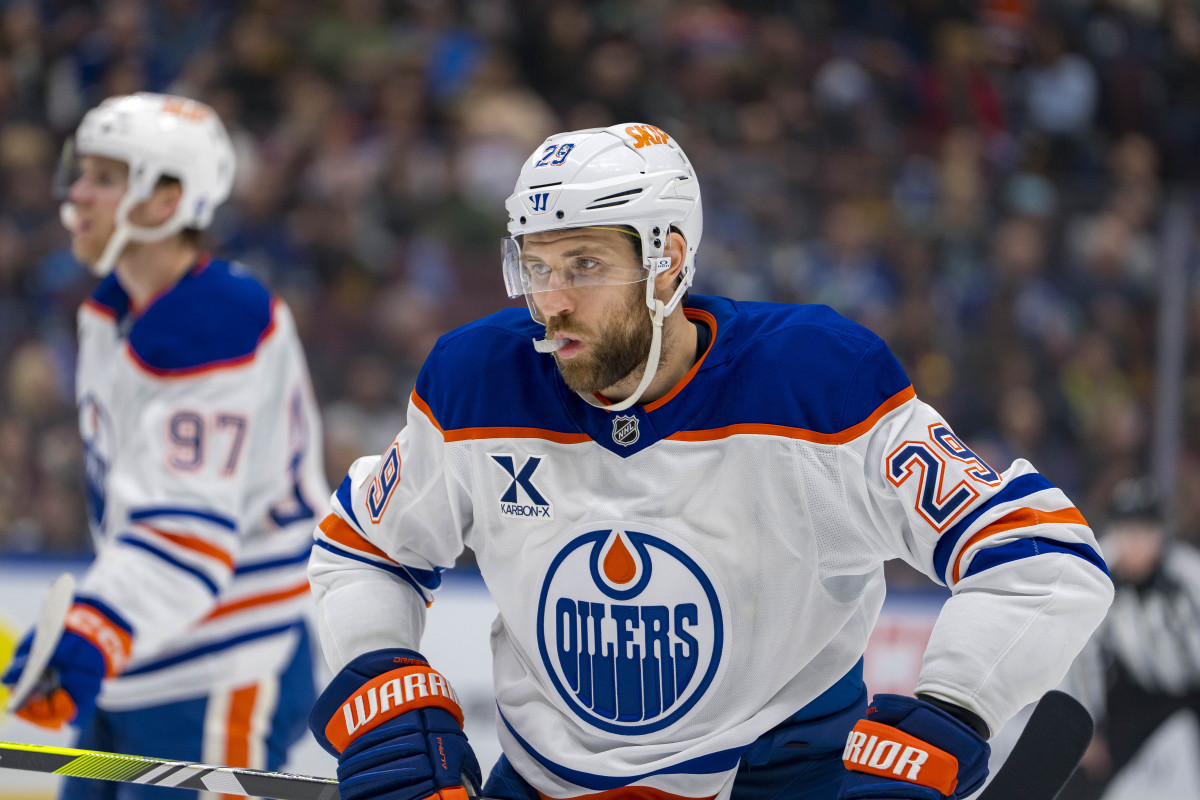 Oilers Reveal Major Injury Updates Ahead of NHL Playoffs