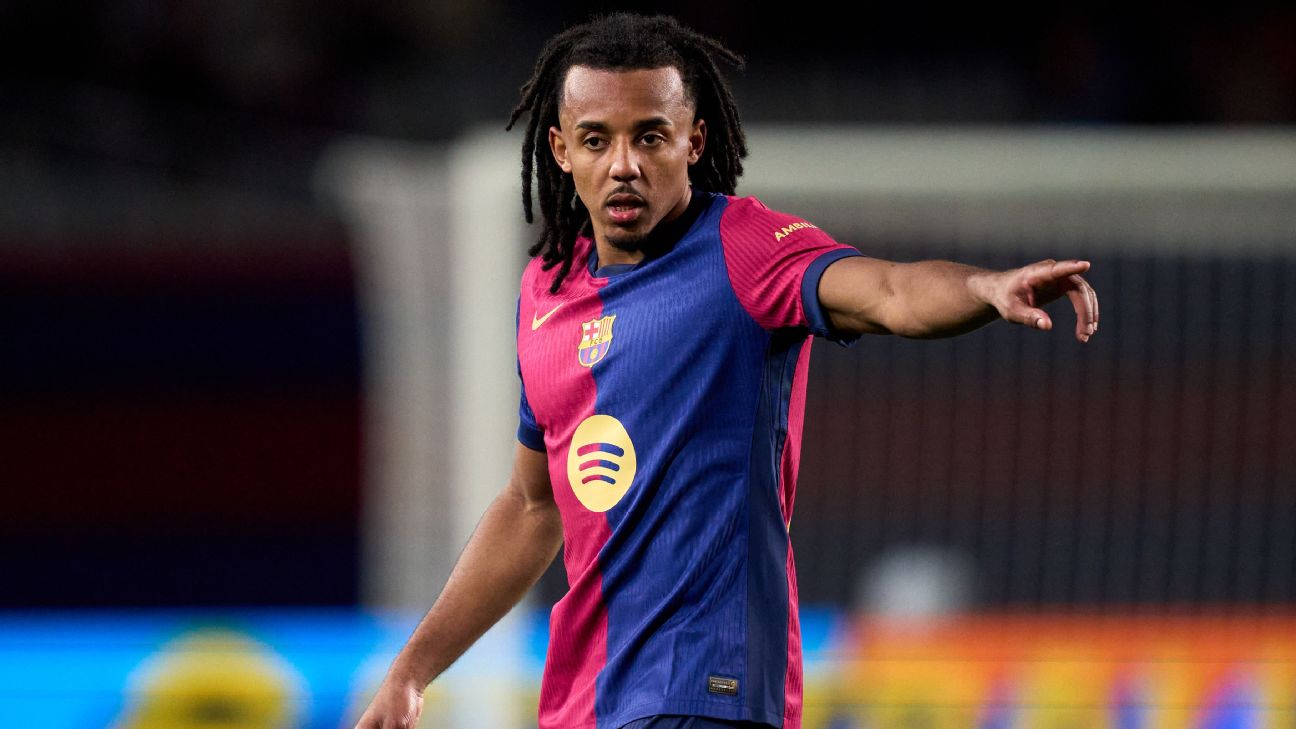 Transfer rumors, news: Arsenal enter race for Barcelona's Koundé