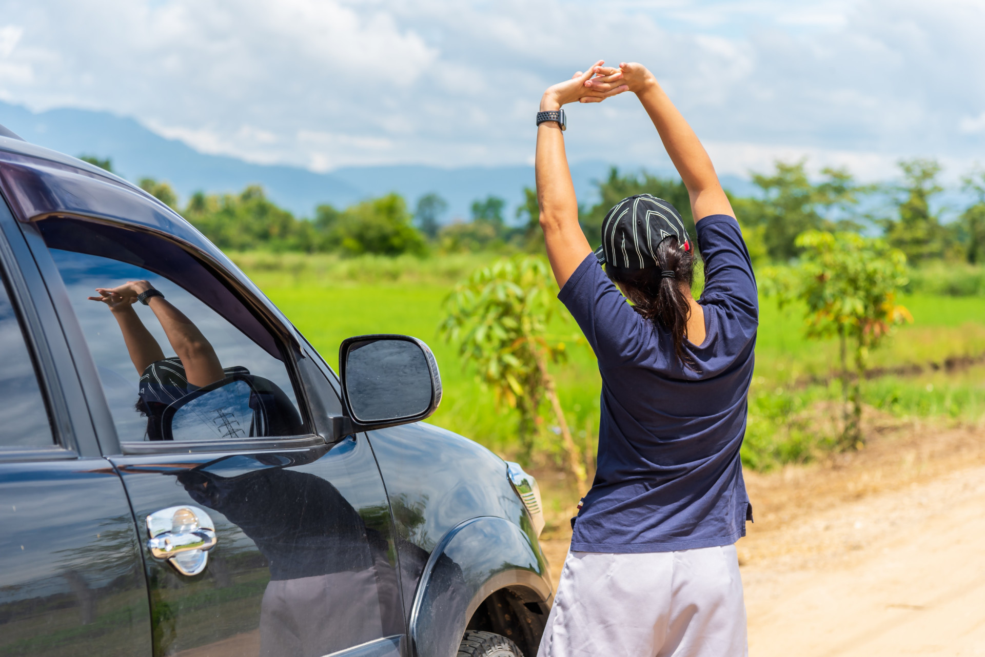 How to Celebrate International Beaver Day Through Wildlife Travel