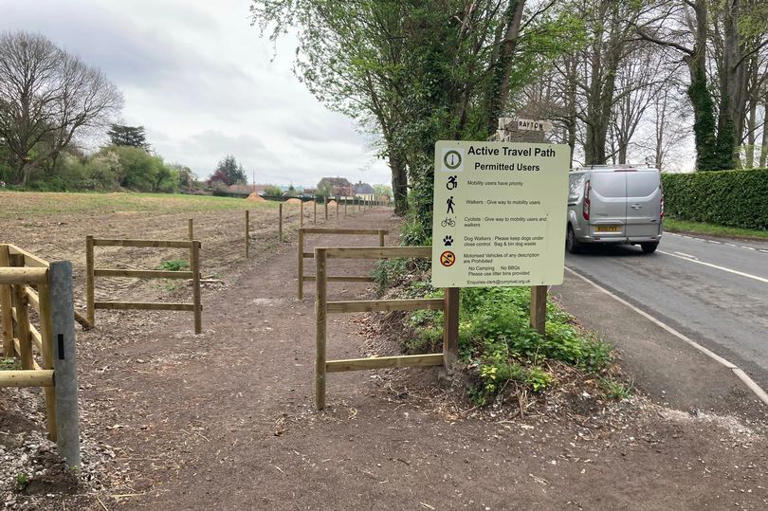 New car-free route across Somerset Levels opens to public