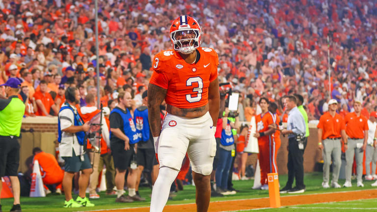 TJ Parker ranked No. 2 pass rusher in college football, per ESPN