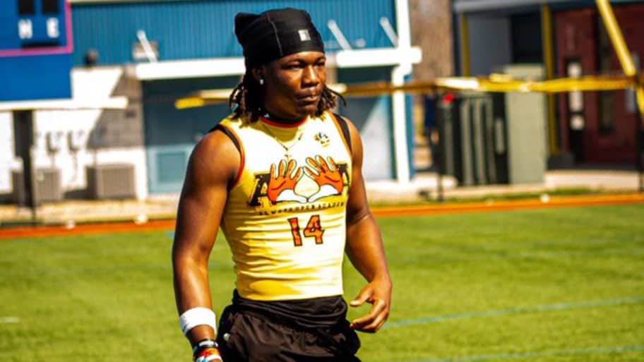 Mississippi high school football star Teryn Green talks recruitment