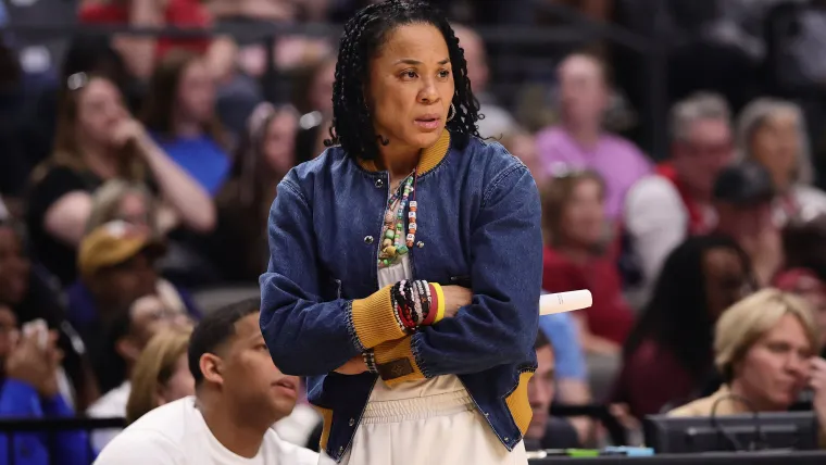 South Carolina's Dawn Staley makes major announcement to begin offseason