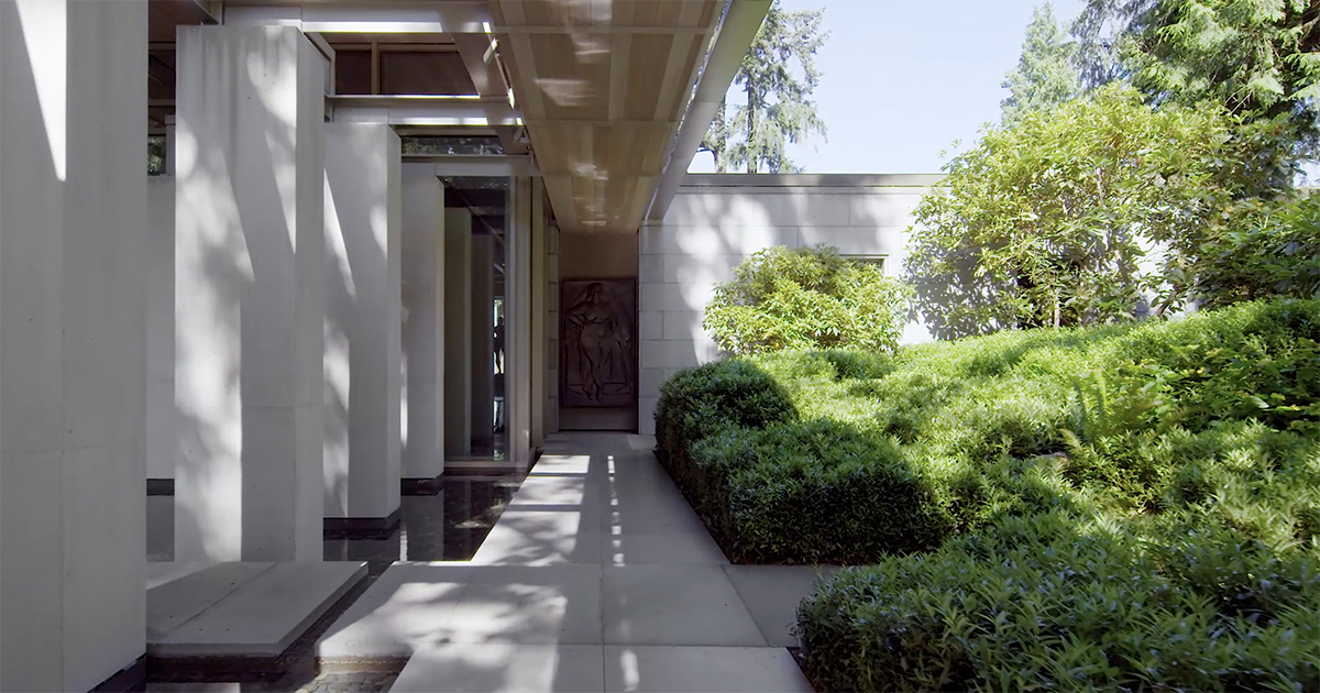 Jeff Bezos's Hunts Point Estate in Photos