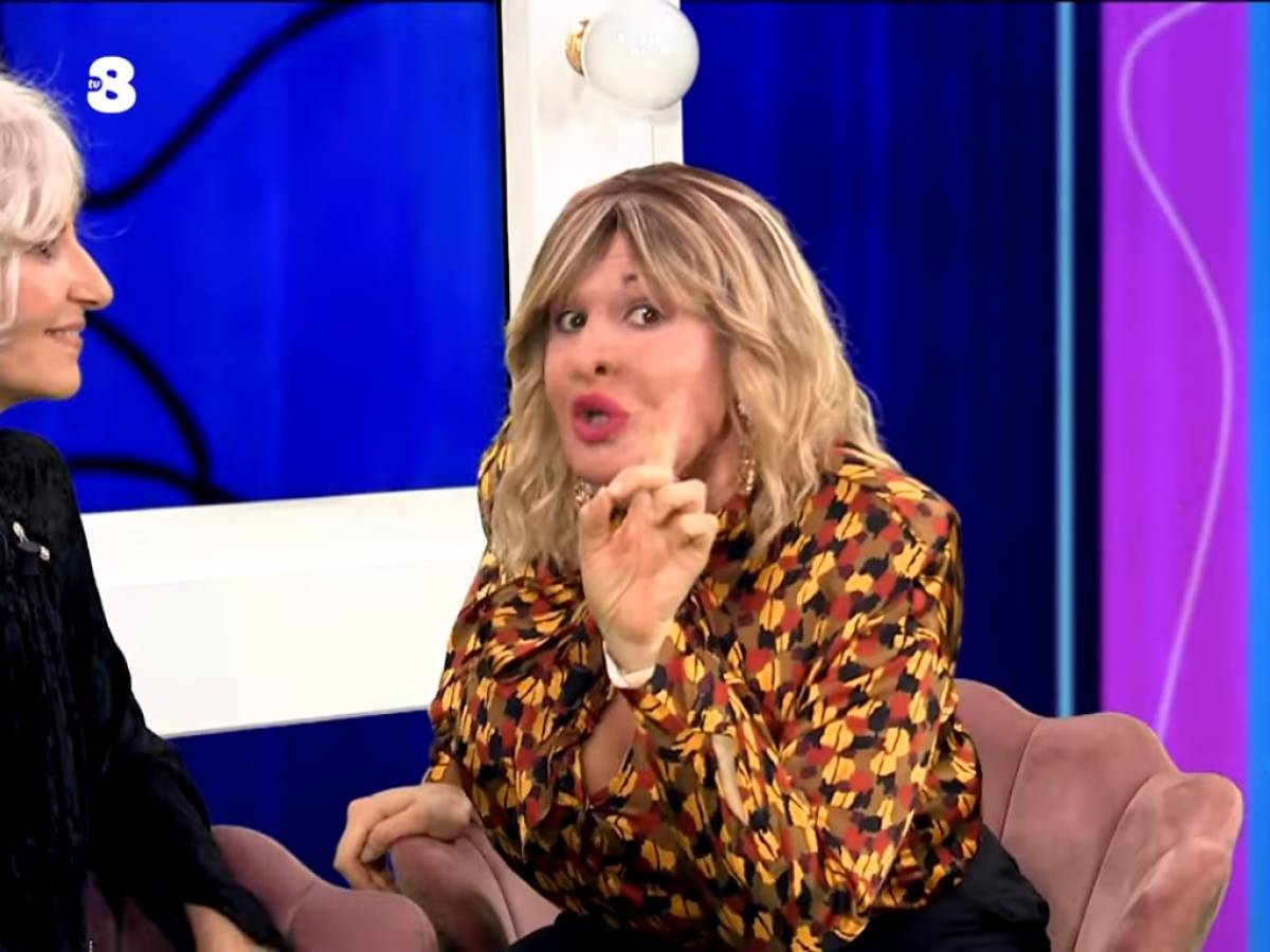 "Si va per vie legali". Monica Setta e l'imitazione al Gialappashow ...