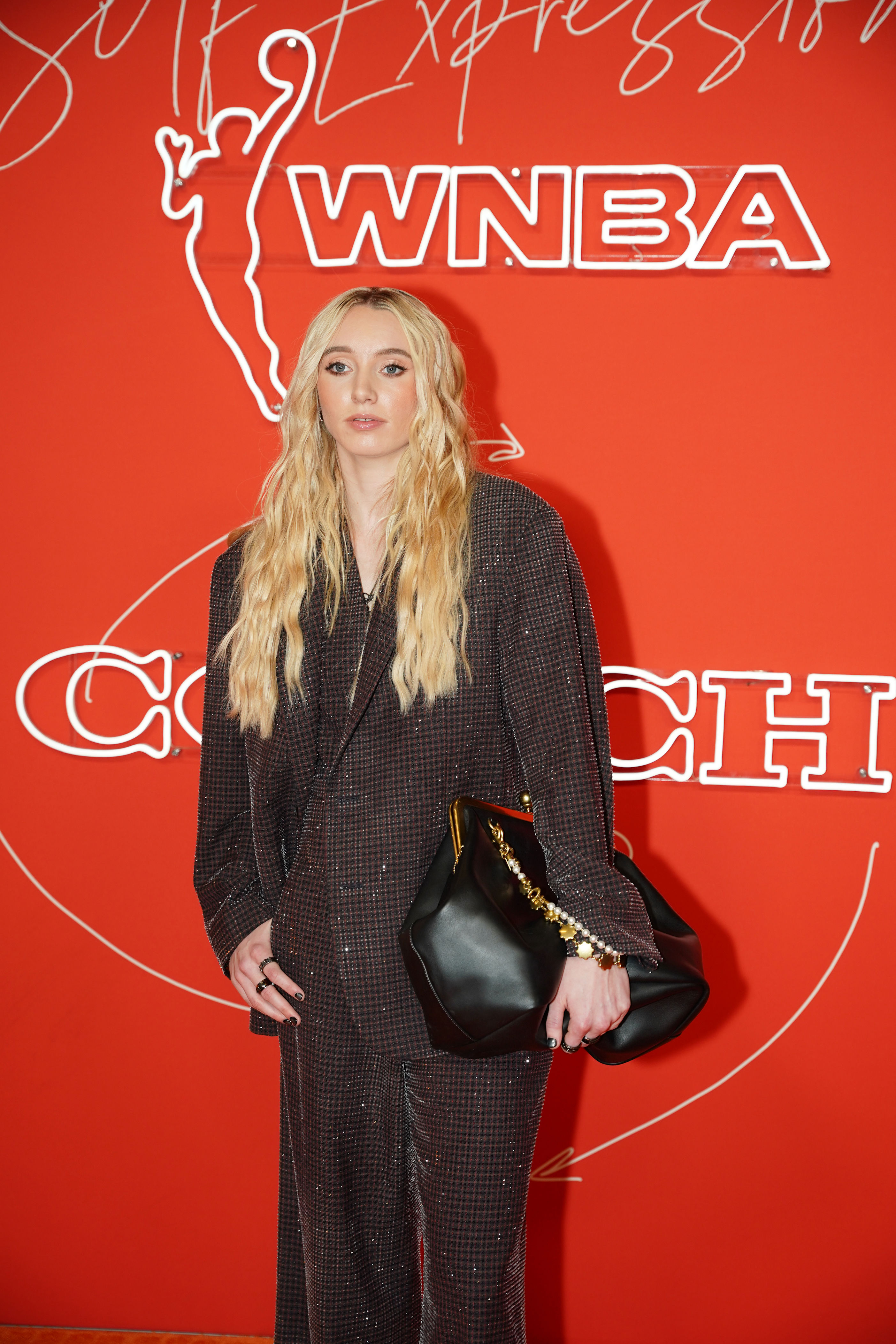 Paige Bueckers pulls double duty in pair of sparkly suits at WNBA 2025 ...