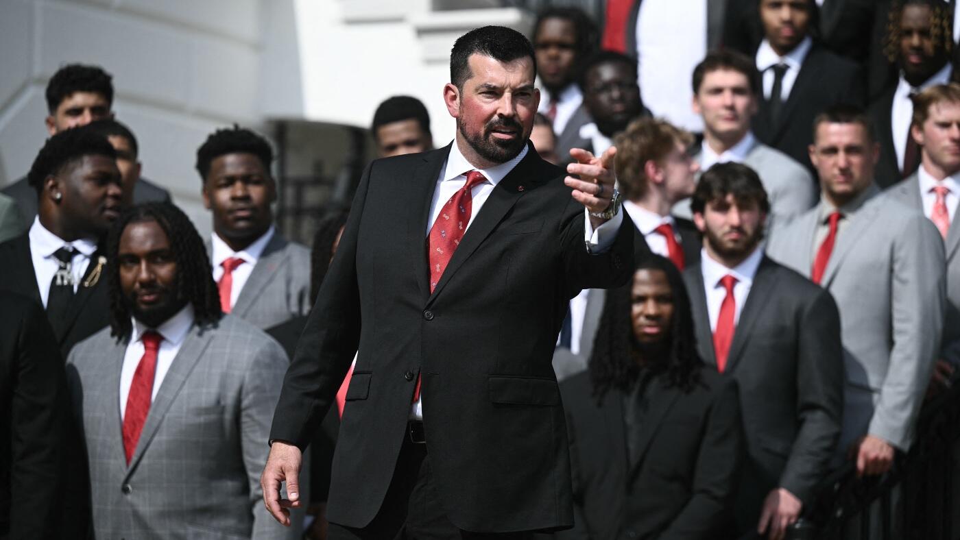 Wife of Ohio State's Ryan Day defends him against beard-dying ...