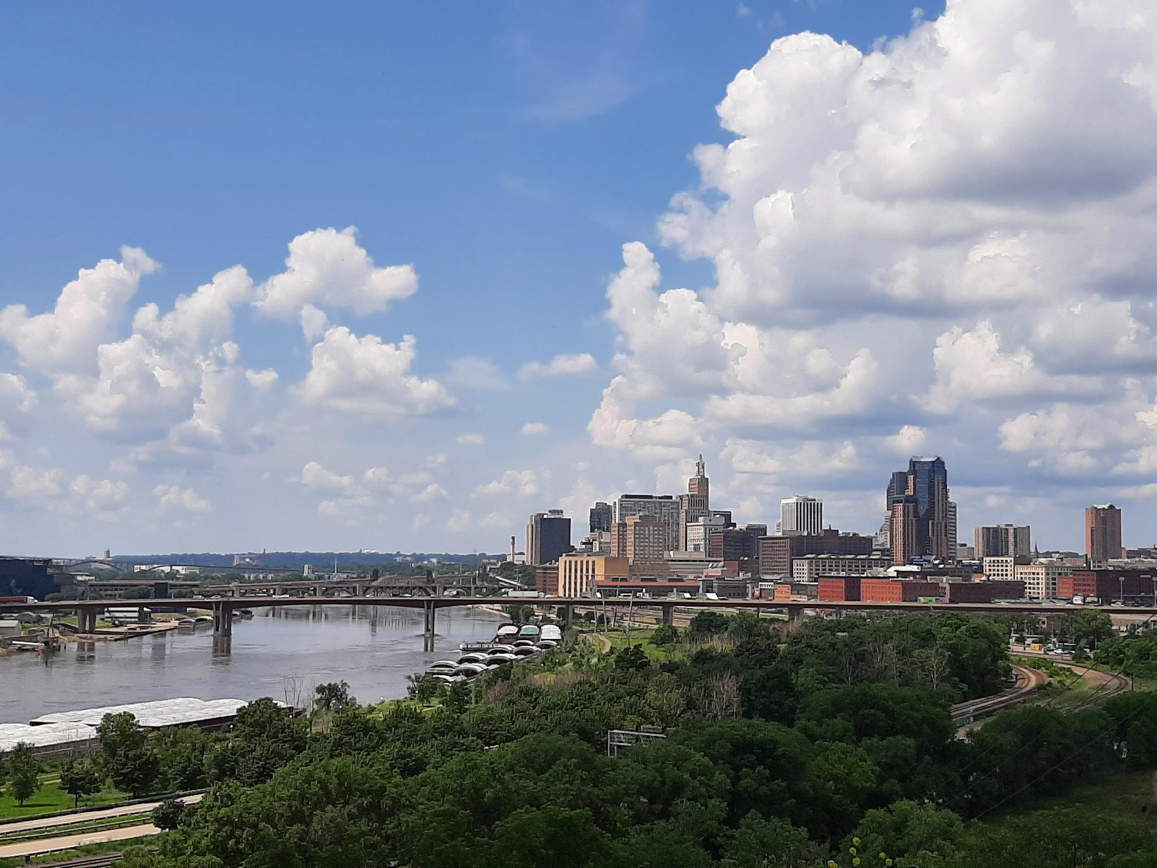 Minnesotans say they are paying more in taxes and getting less