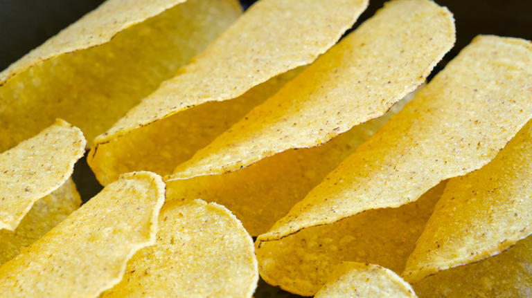 Effortlessly Turn Tortillas Into Hard Taco Shells With A Genius ...