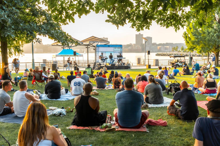 From Splash Zones to Saxophones: Hudson River Park’s Summer of Free Fun ...