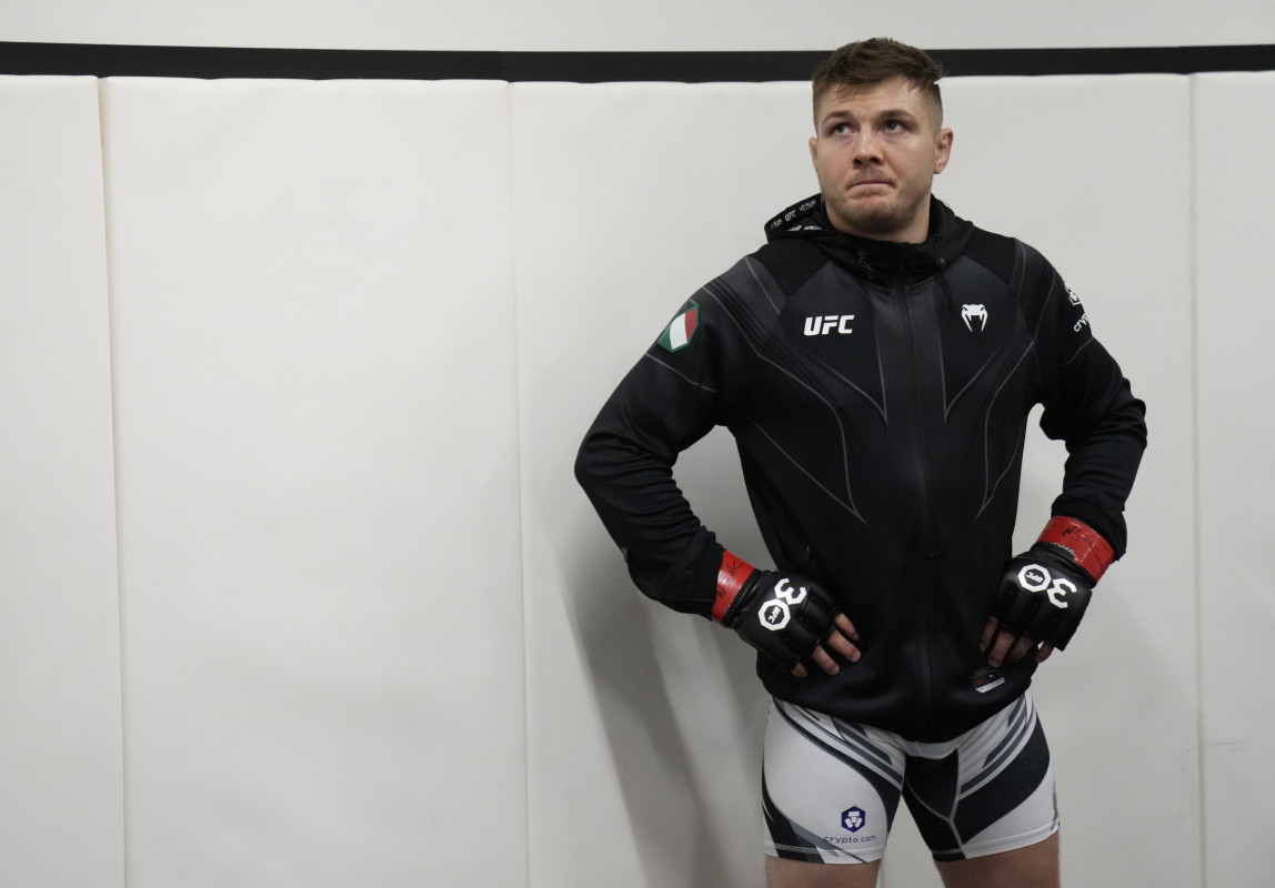 UFC Star Shares Heartbreaking Post on Family Tragedy