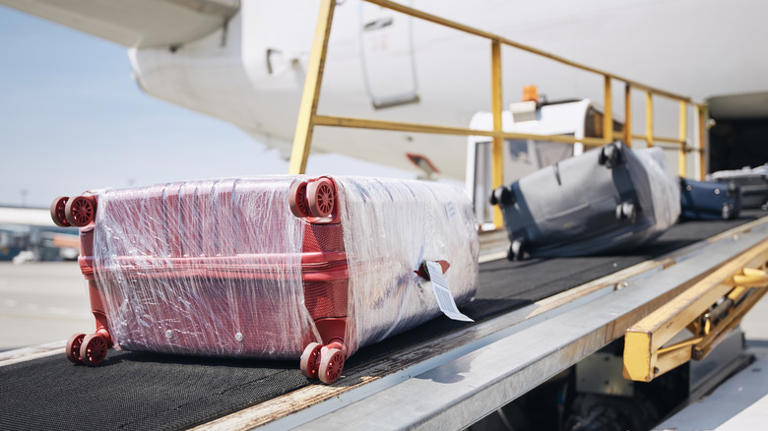 Should You Be Wrapping Your Luggage Before Checking In At The Airport ...