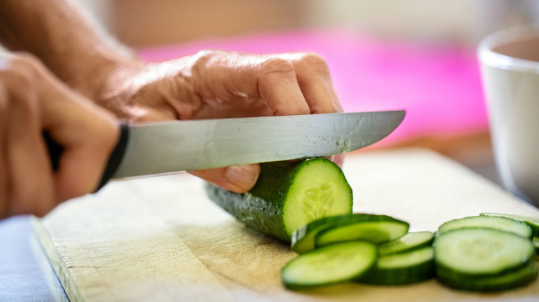 This Cutting Board Tip Adds So Much Extra Space To A Tiny Kitchen (And ...