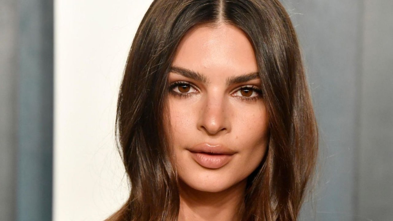 Emily Ratajkowski attacca Katy Perry e Blue Origin: perché la modella è "disgustata" dal volo ...