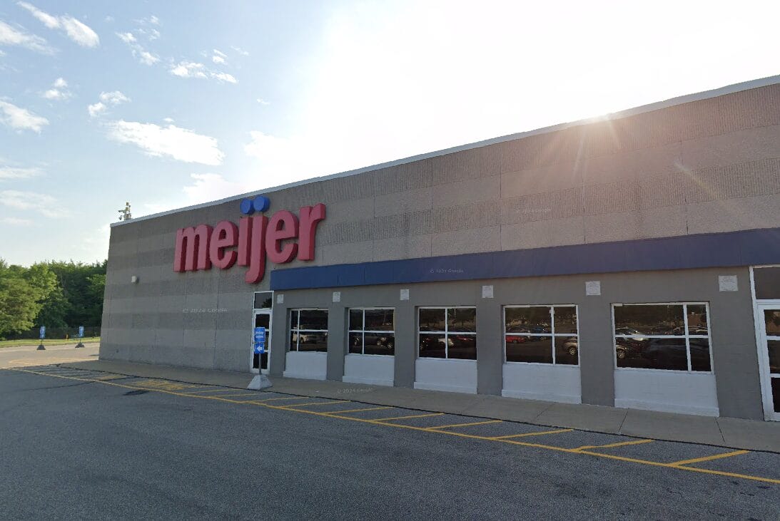 Man arrested after hourslong standoff in Meijer Garden Center in ...
