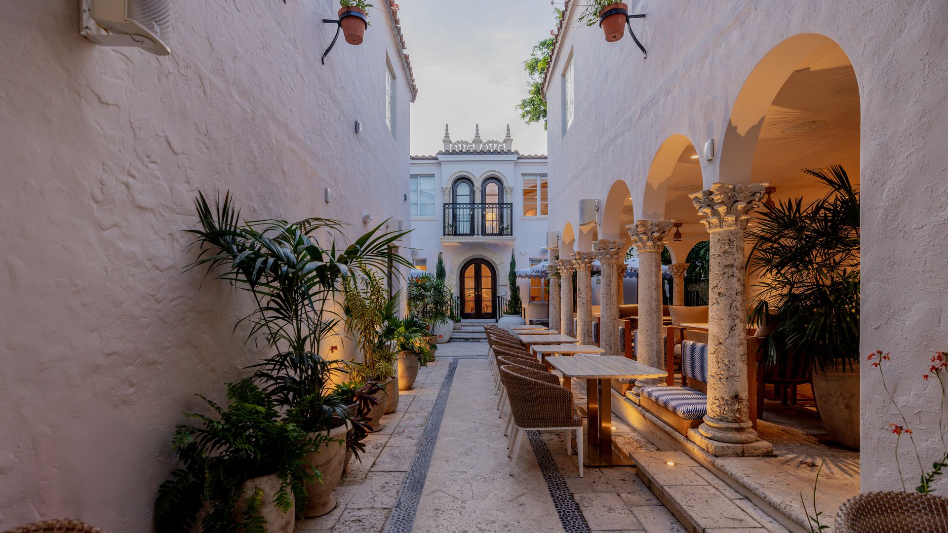 Donatella Restaurant Opening Soon in Sister Property to Former Versace ...