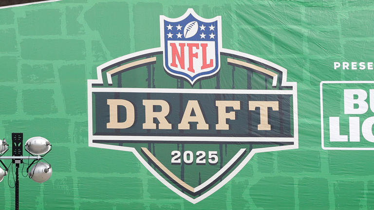 Mel Kiper Jr makes new Patriots predictions in latest 2025 mock draft
