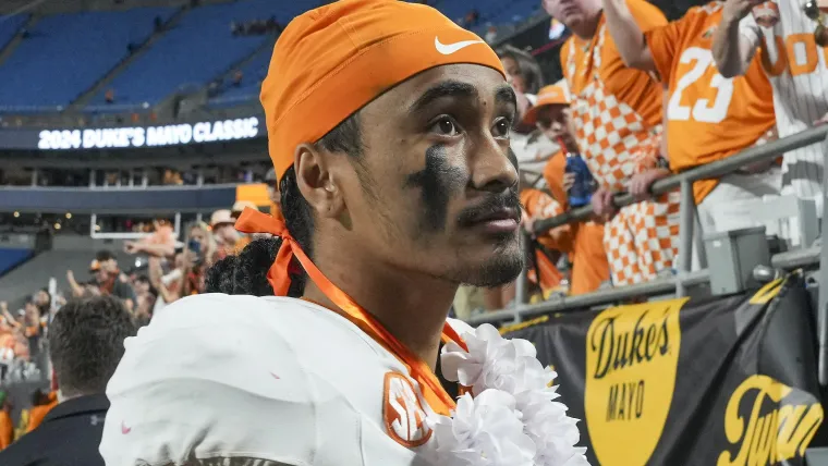 Father of Tennessee football transfer Nico Iamaleava has social media ...