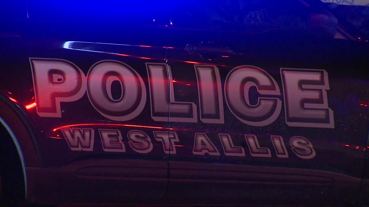 West Allis fatal motorcycle crash; man dead, driving 100+ mph