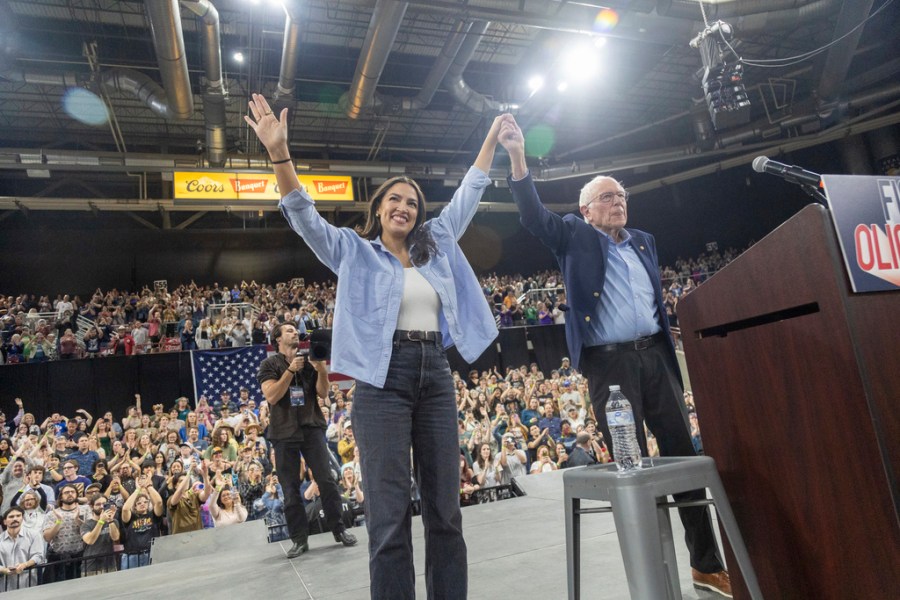 Sanders, AOC hold rally ‘Fighting Oligarchy’ in Bakersfield