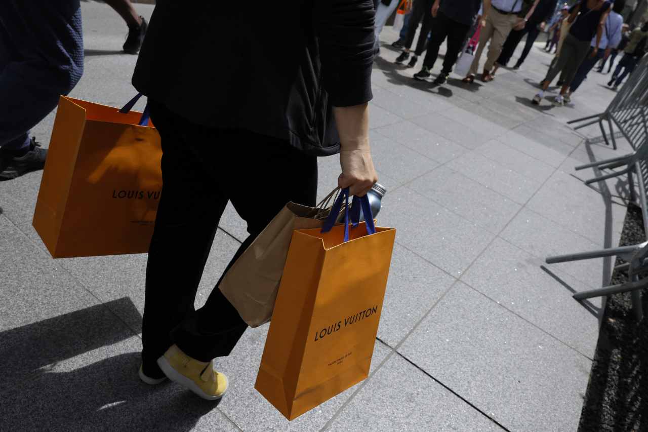 March Retail Sales Beat. Consumers Are Stocking Up Ahead of Tariffs.