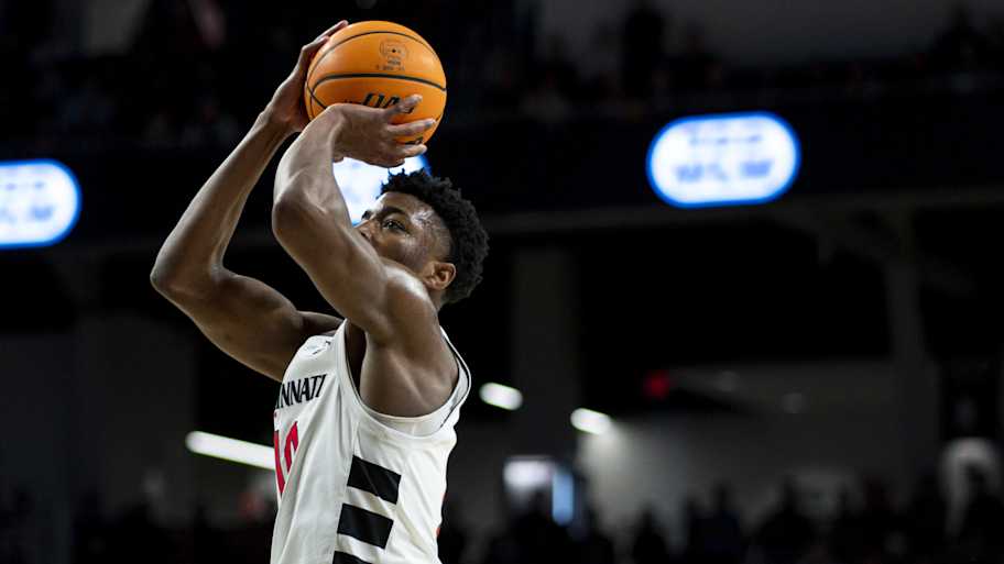 Former Cincinnati Forward Josh Reed Picks Penn State as New College ...