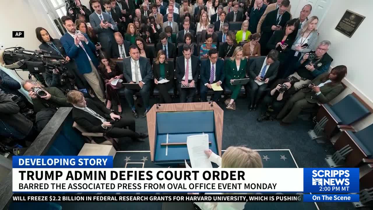Despite a court order, White House bars AP from Oval Office event