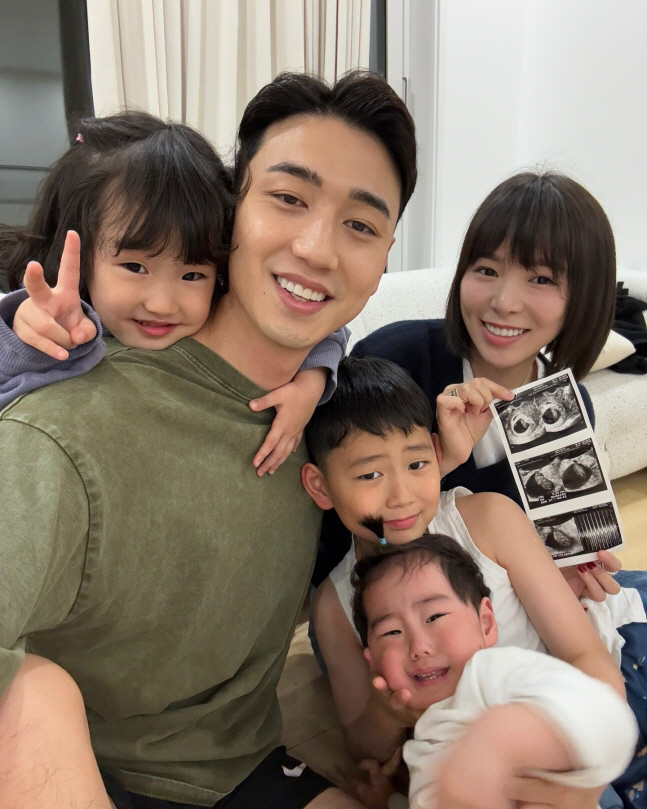 Hajun Mom's Fifth Pregnancy 'Miracle Is Here Again...'To give birth at ...