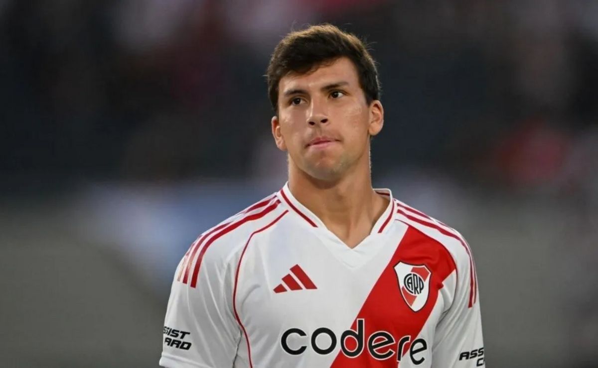 Tano Pasman prende velitas para que Gonzalo Tapia no salga de River ...