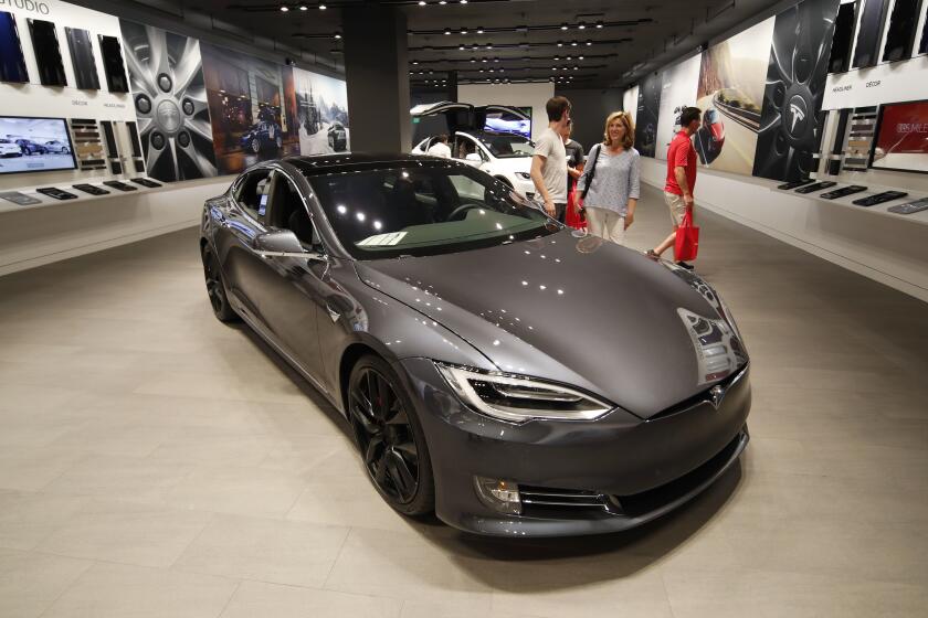Why are buyers returning to Tesla?