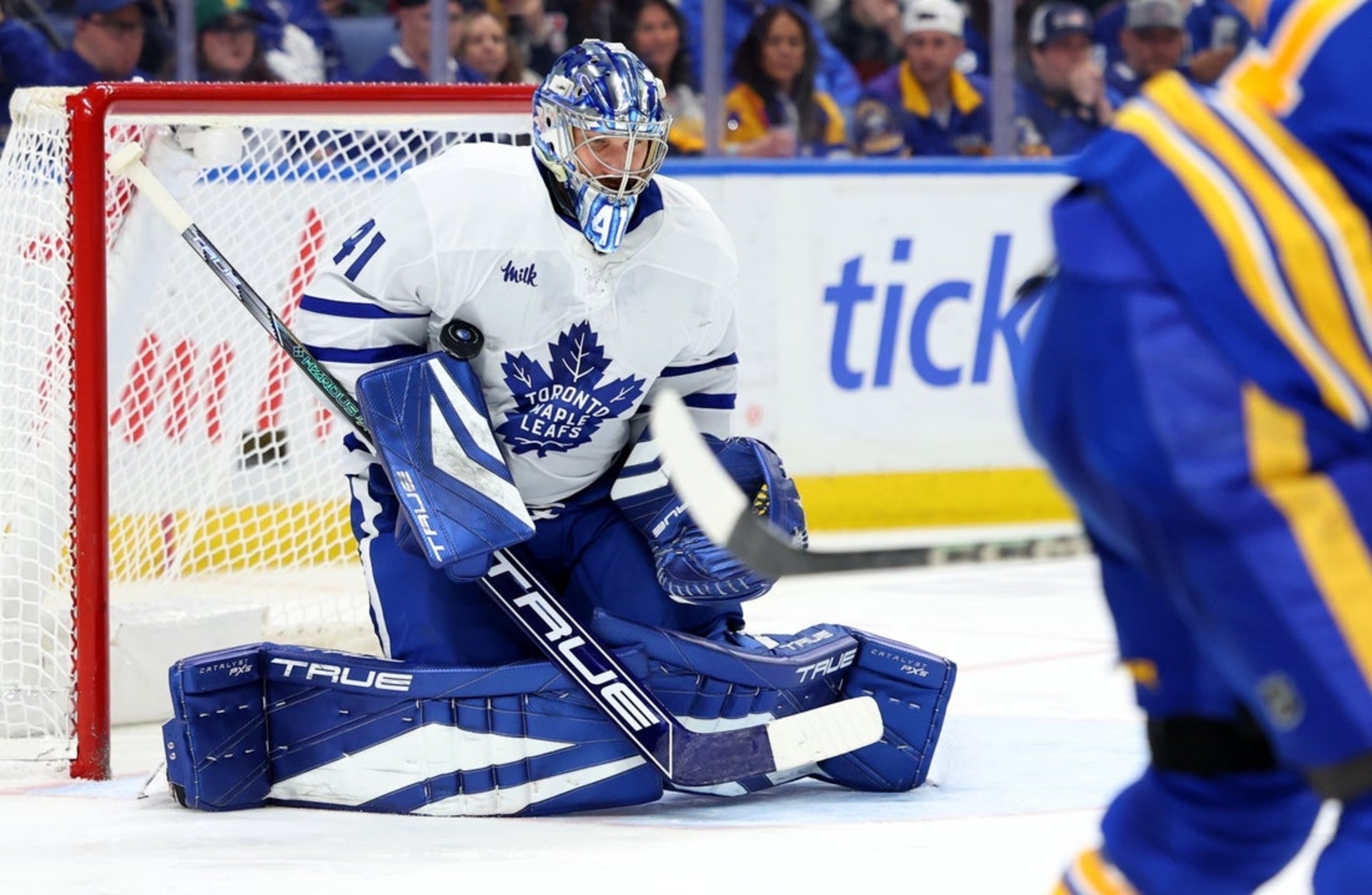 Milestones galore as Maple Leafs beat Sabres to clinch division