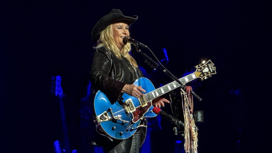 PHOTOS: Melissa Etheridge performs at Dominion Energy Center
