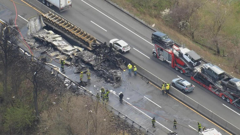 Northeast Extension on Pennsylvania Turnpike reopens after crash involving 2 tractor-trailers