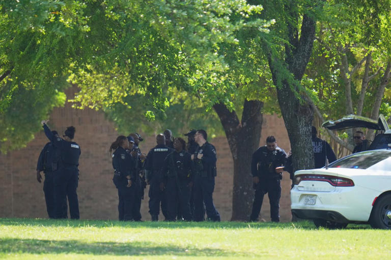 3 students shot, 1 grazed during shooting at Wilmer-Hutchins HS ...