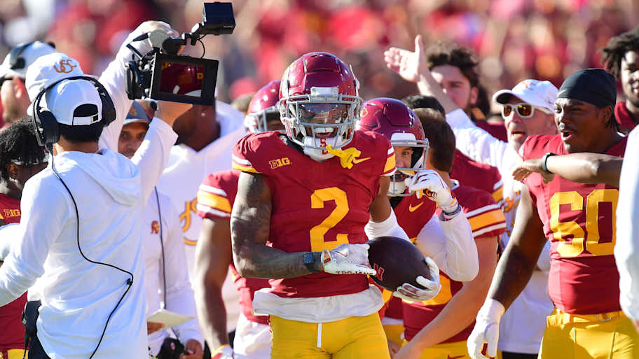 Report: Cardinals Meet With USC Cornerback