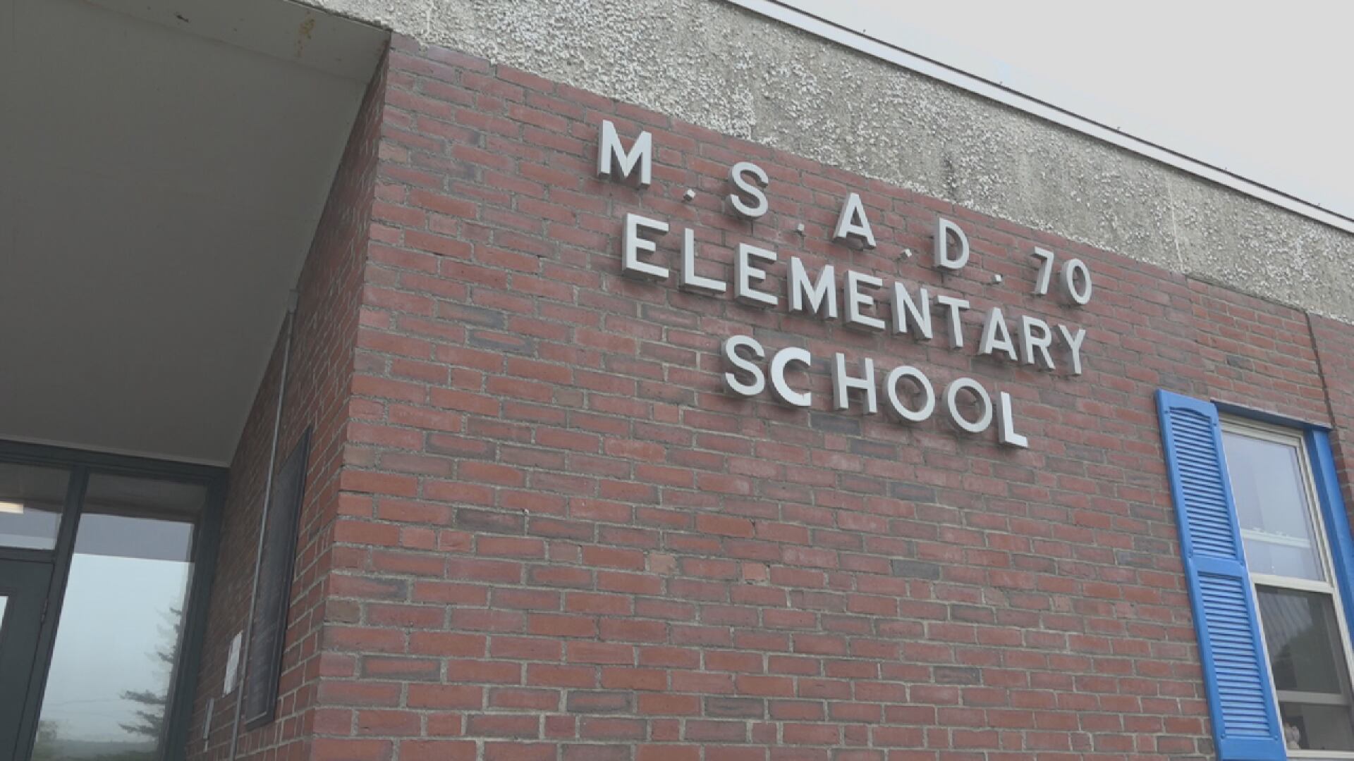 MSAD 70 school board unanimously votes to follow Title IX