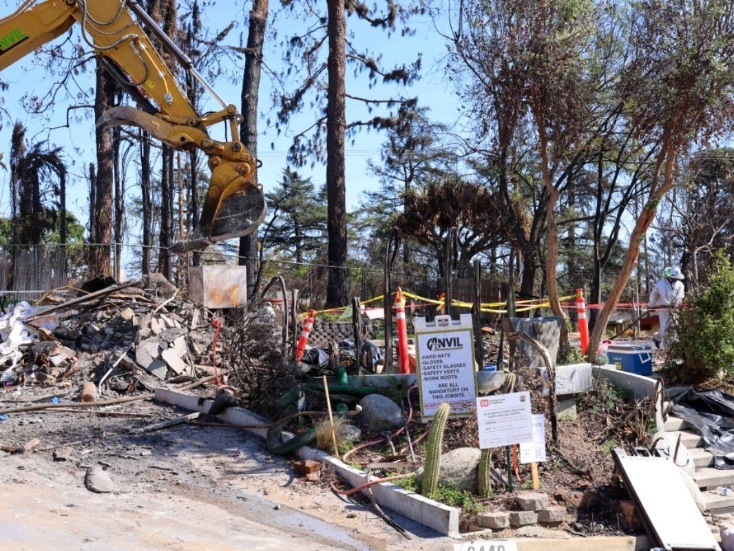 Tuesday Is Deadline For Palisades, Eaton Fire Cleanup Forms
