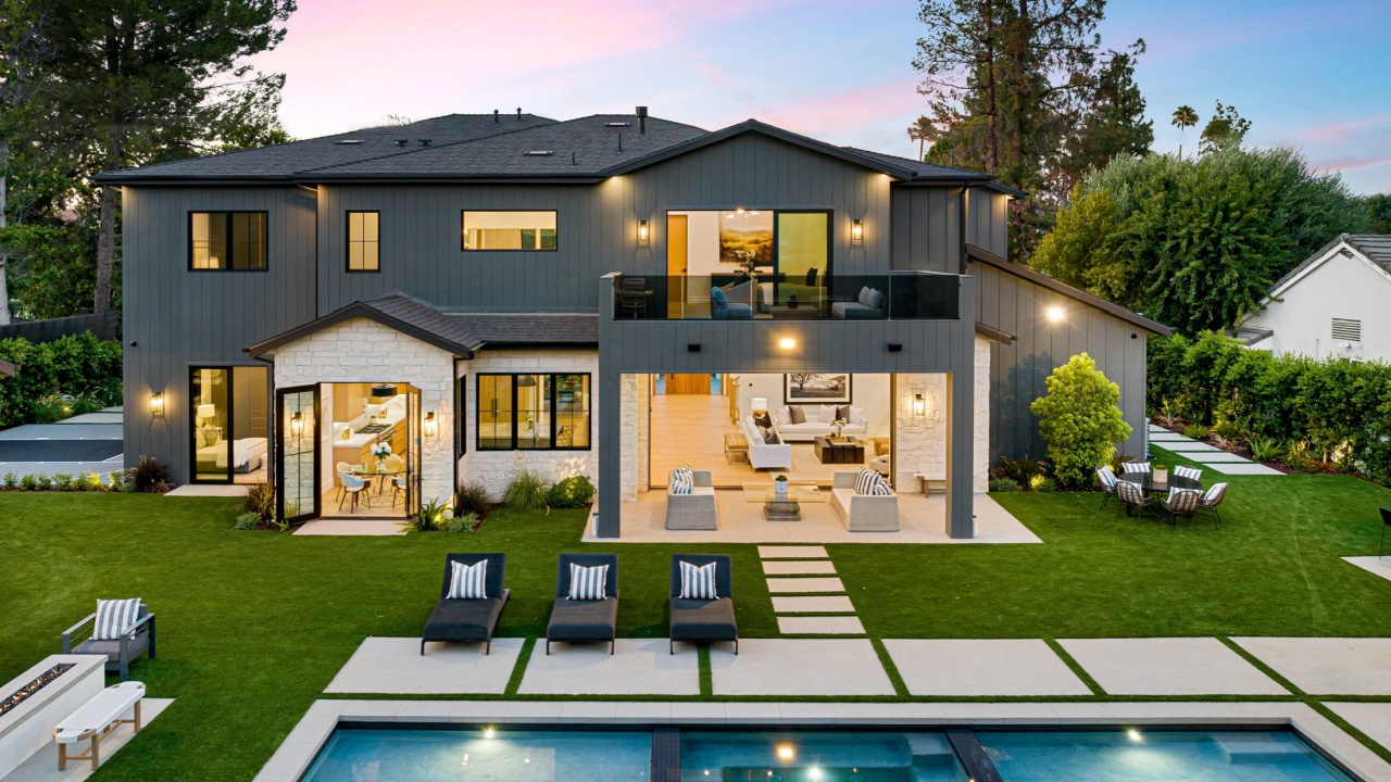 A-List Home Looks That Bring the Ultimate Glam