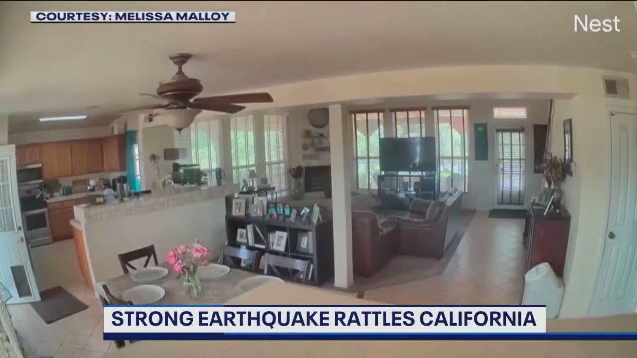 Strong earthquake rattles San Diego, California
