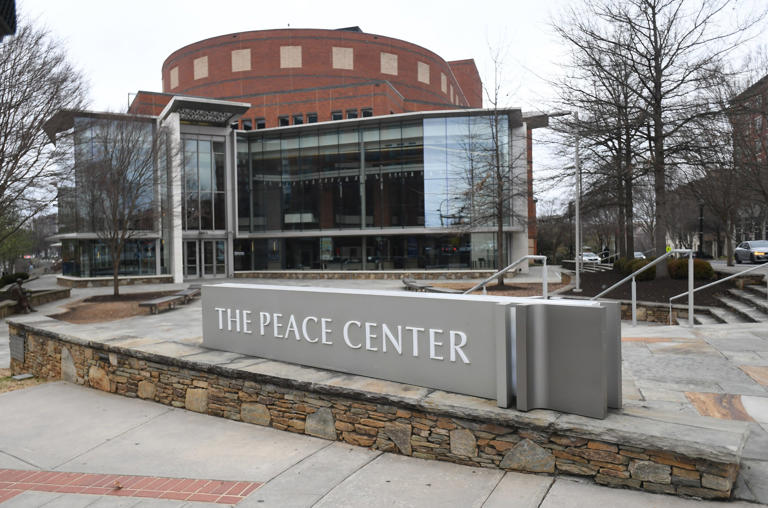 10 Broadway shows coming to Peace Center in Greenville for 25-26 season ...
