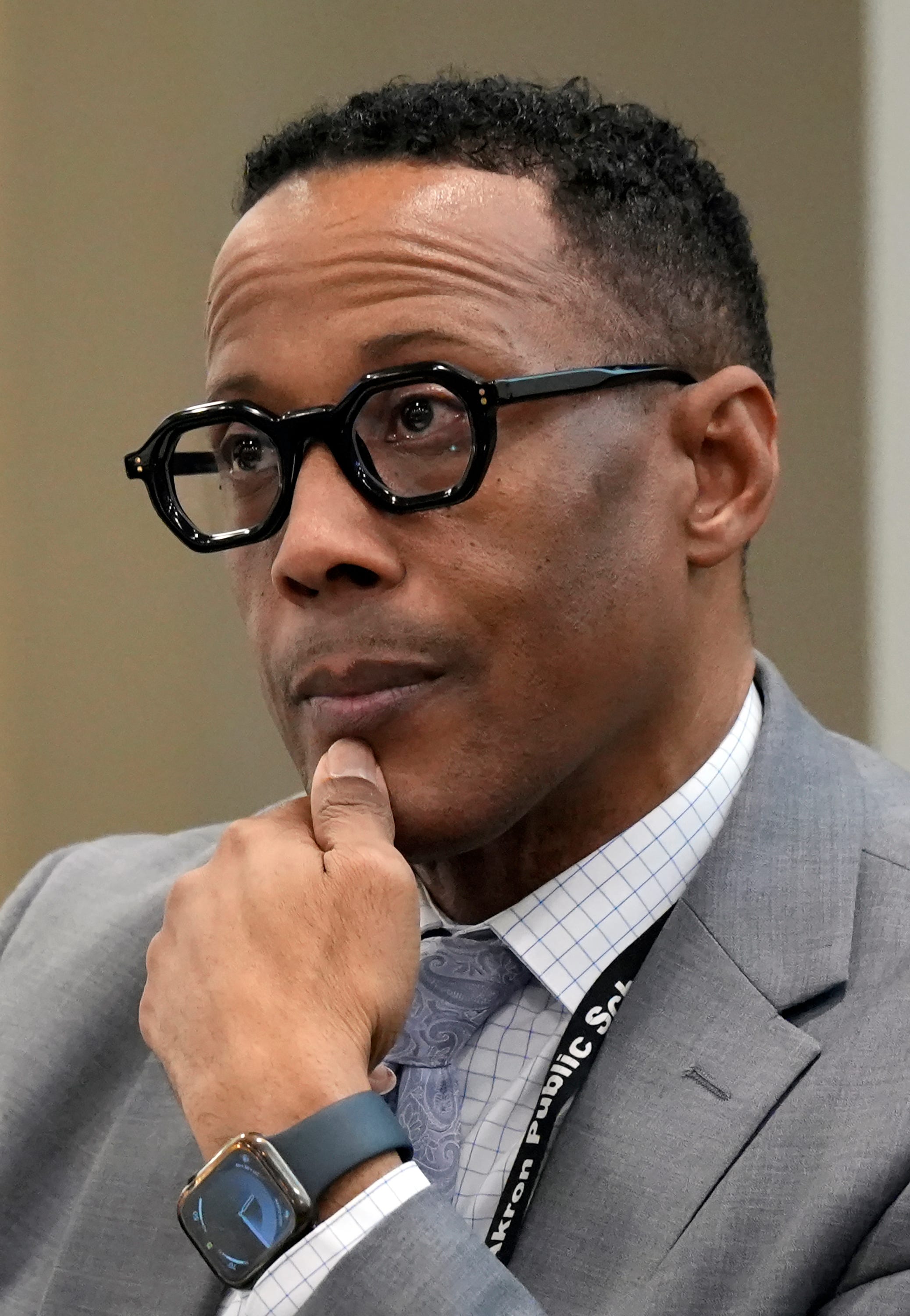 Akron school board approves separation with Michael Robinson, names new ...