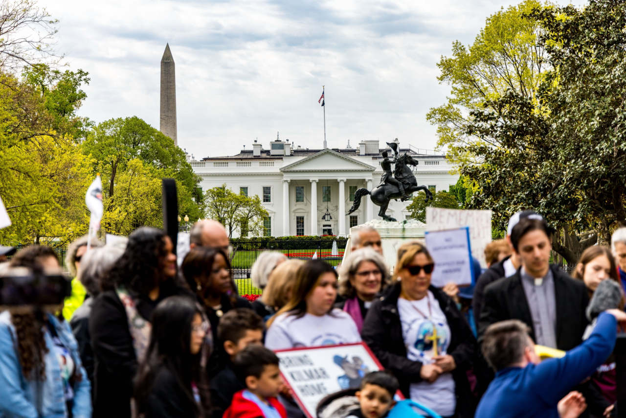 Trump and Judiciary in Escalating Standoff Over Wrongfully Deported Migrant