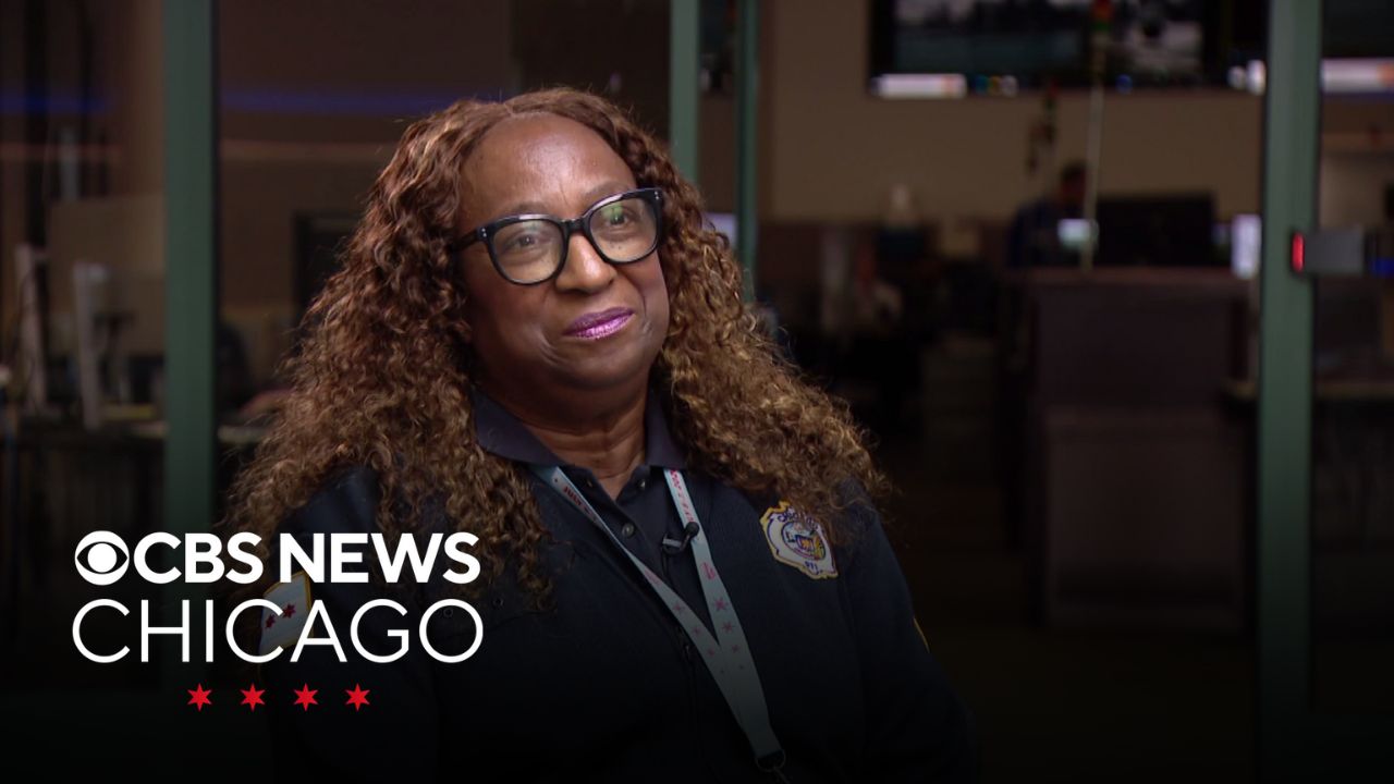 Chicago Police dispatcher set to retire after 40 years of service